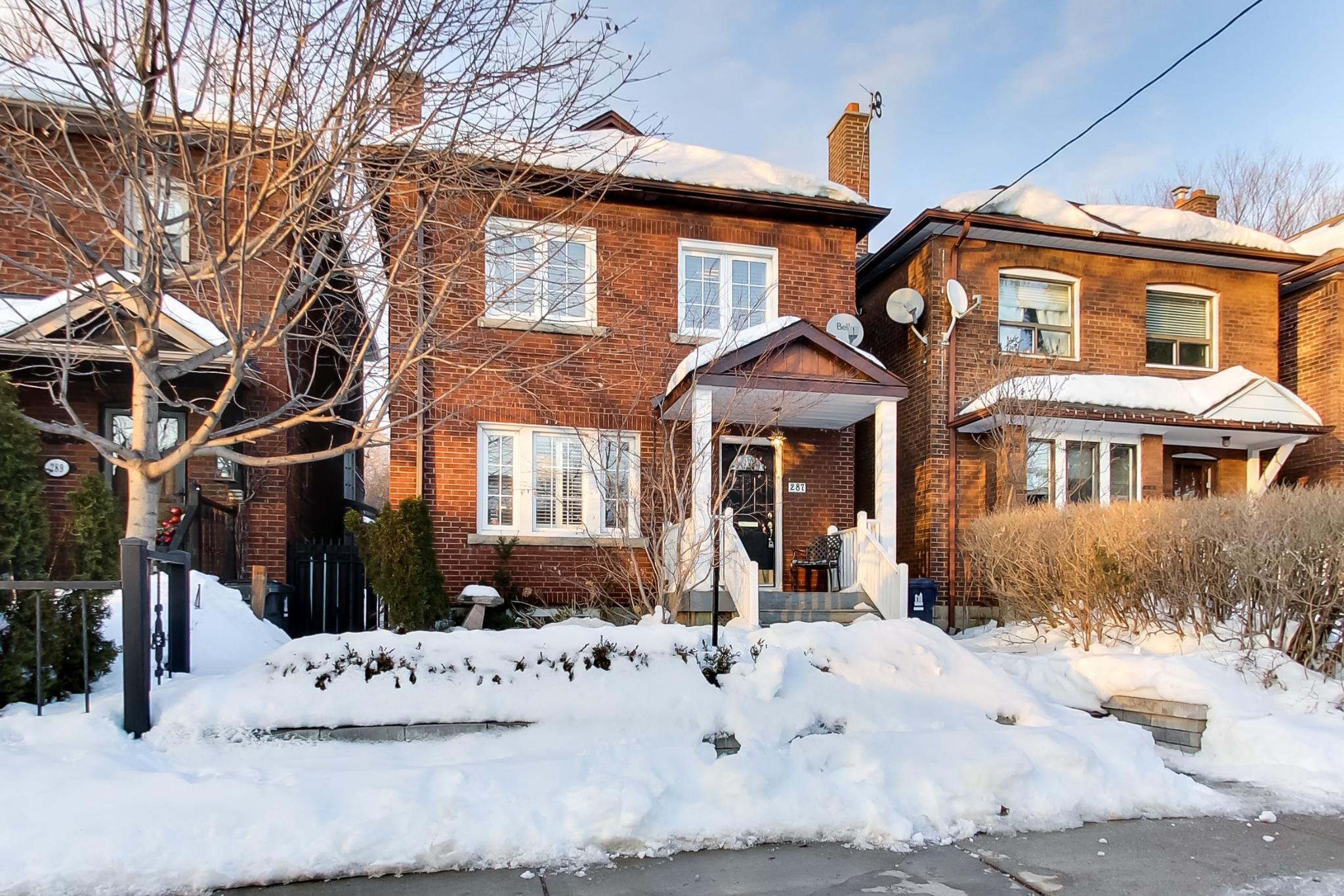 287 Vaughan Rd. - The Josie Stern Team